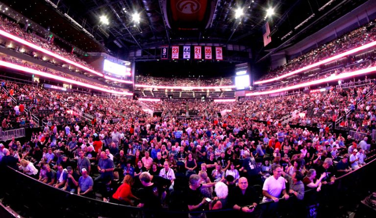 Moving On! Tour: State Farm Arena, Atlanta, GA, September 18, 2019 ...