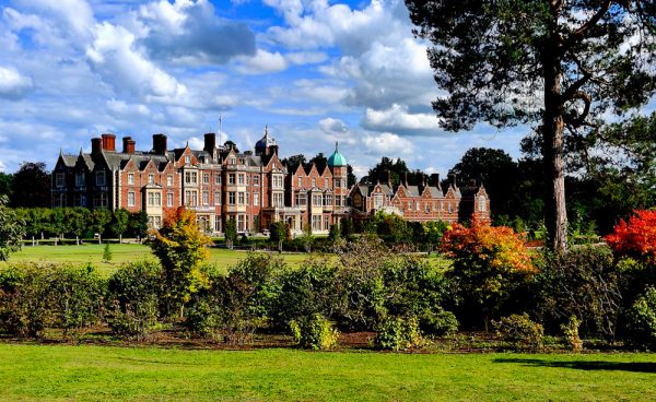 The Who Hits Back! Tour: The Royal Sandringham Estate, Monday 28 August ...